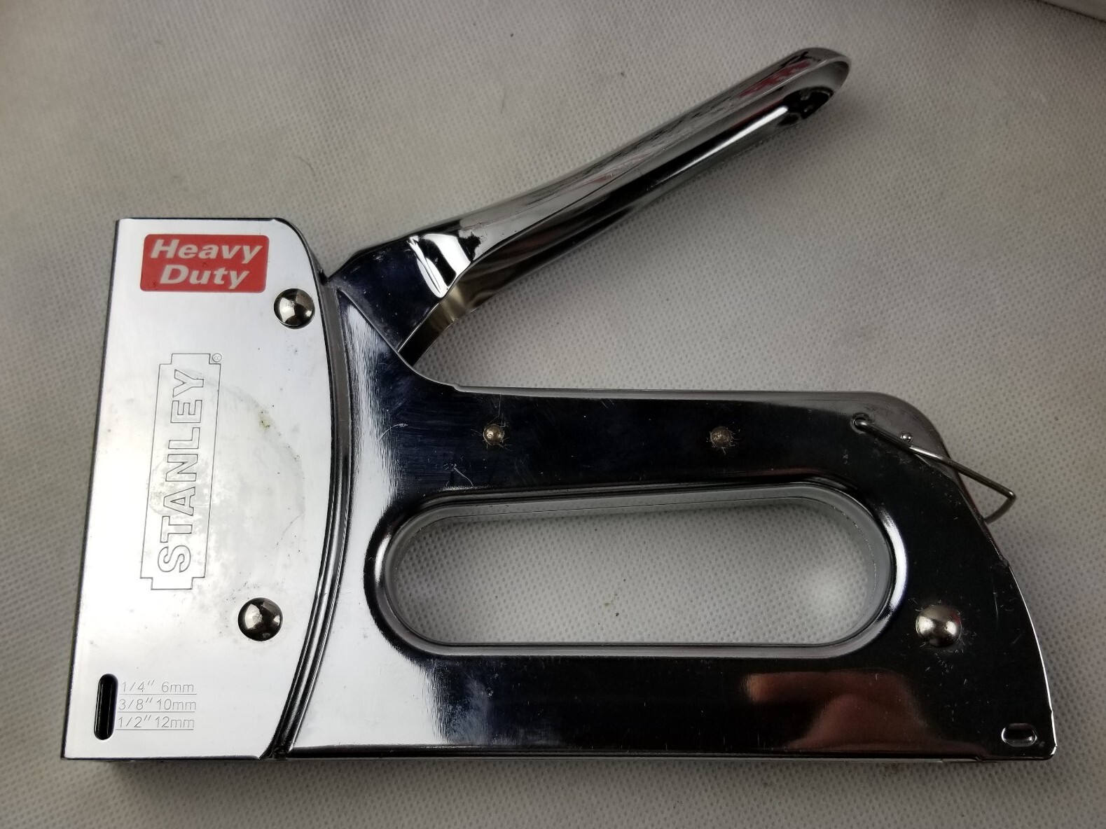 Stanley TR110 Heavy Duty Steel Staple Gun Squeeze Trigger uses TRA700 ...