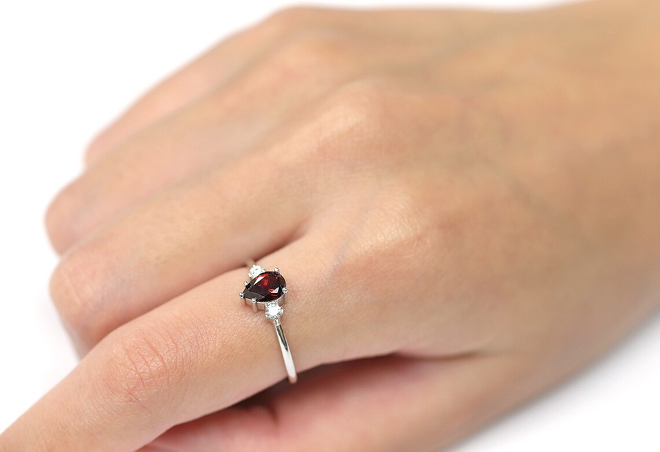 14K Gold Tear Drop Red Garnet Diamond Ring/Red Garnet Diamond ...