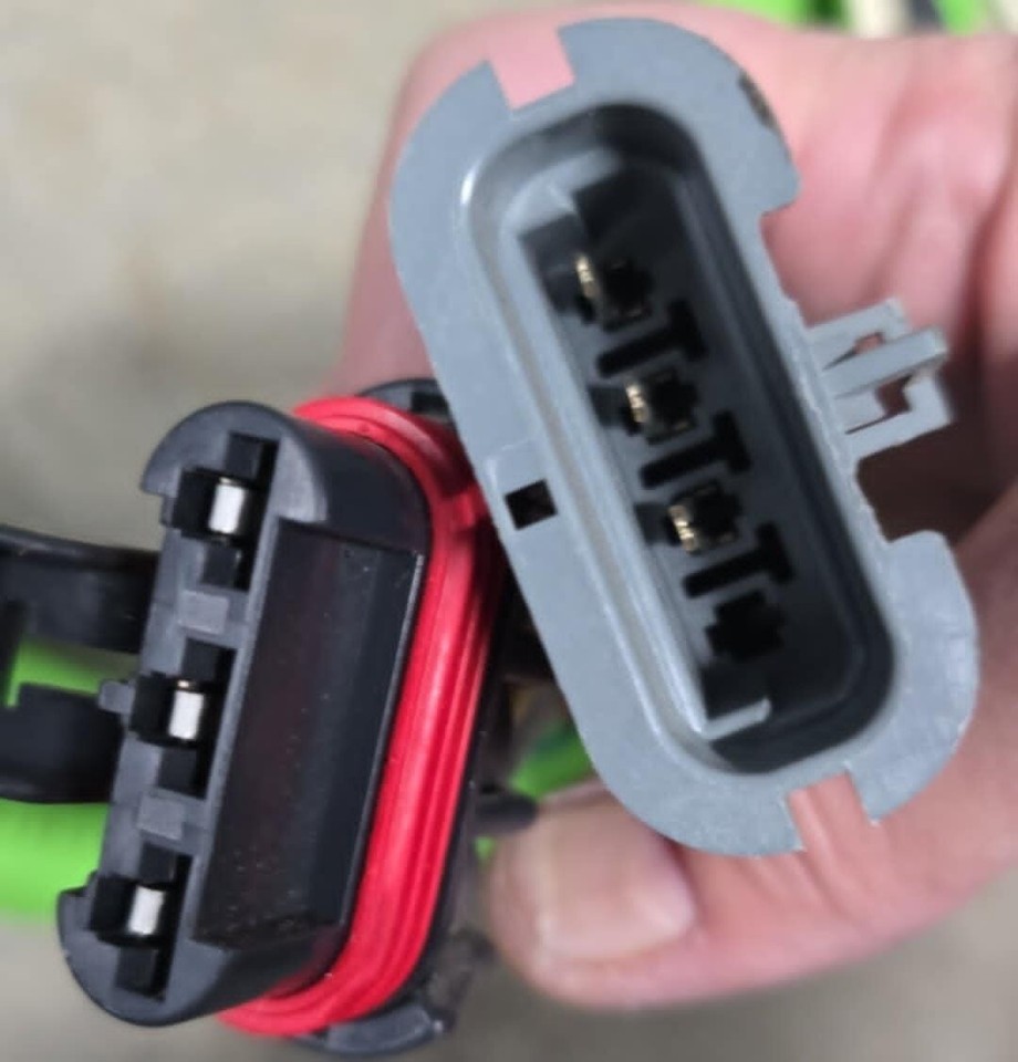 Navistar 9' Trailer Cable Socket Long SLPR 7 Way Trailer Plug Cord ...