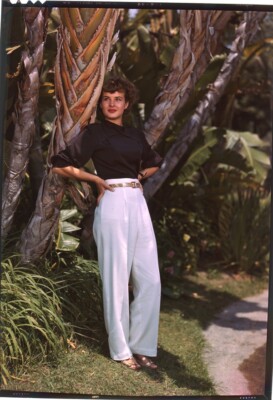 Jean Peters Beautiful Vivid Color Portrait circa 1940s Original 5x7 ...