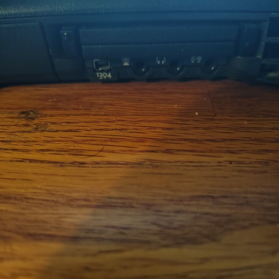 Dell Latitude C840 15" P4 1.80GHz 2gbRAM 30GB HD GEFORCE4GO Dvd Floppy ...