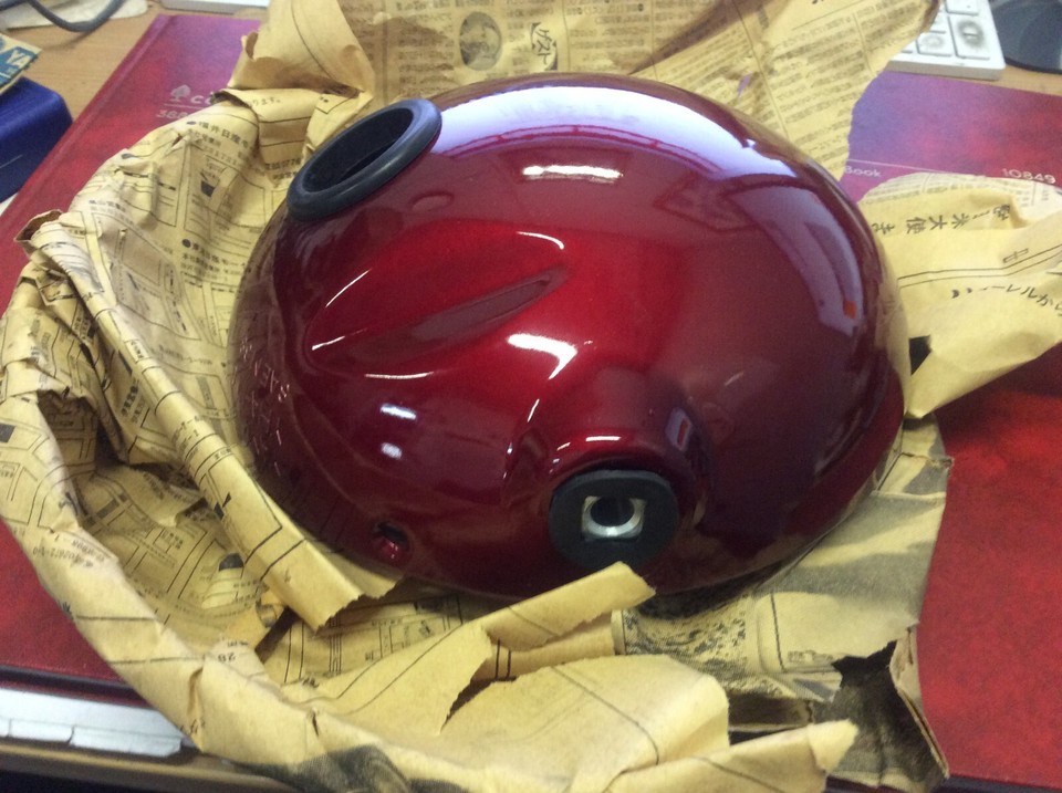 GENUINE YAMAHA PARTS BRILLIANT RED HEADLIGHT SHELL DS6 1968 235-84330 ...