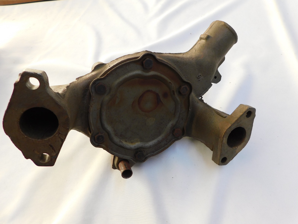 NOS OEM Ford 1968 1969 1970 390 428 Cobra Jet Water Pump Mustang ...