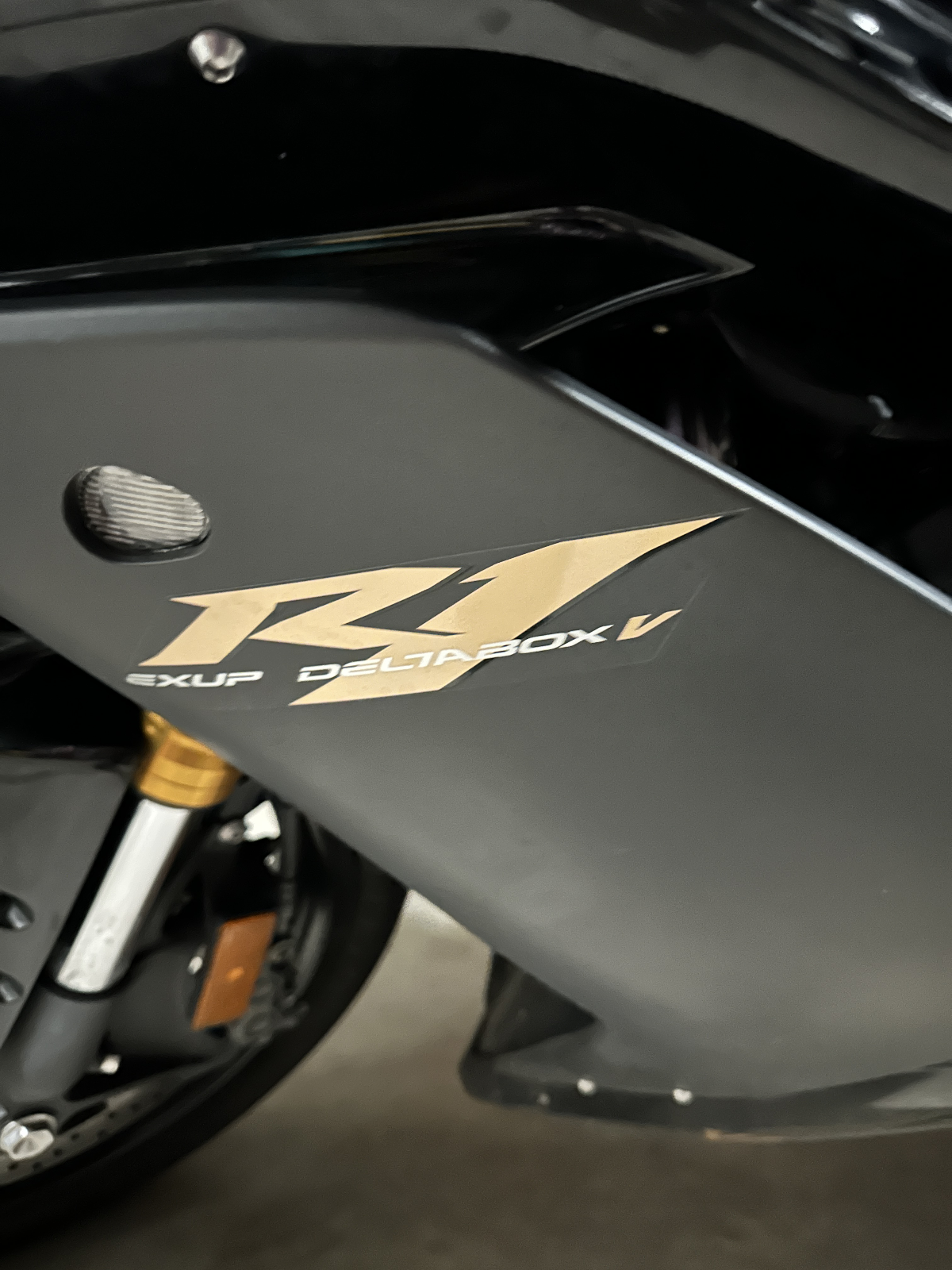 2008 Yamaha YZF-R1 Raven | eBay