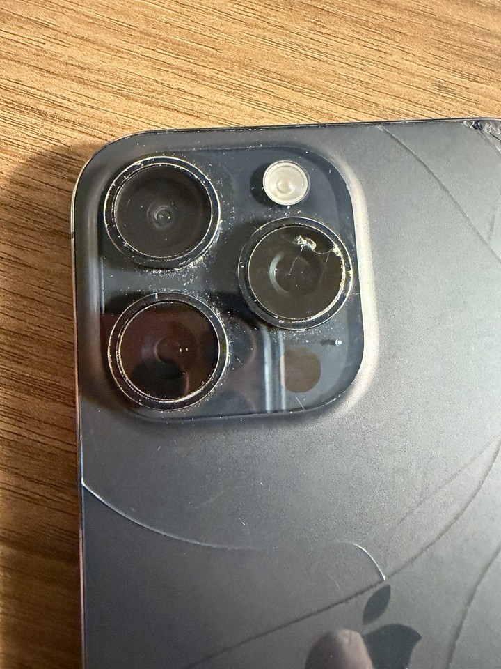 iPhone 15 Pro Max 256GB Blue Titanium – Unlocked – Cracked Back – 88% ...