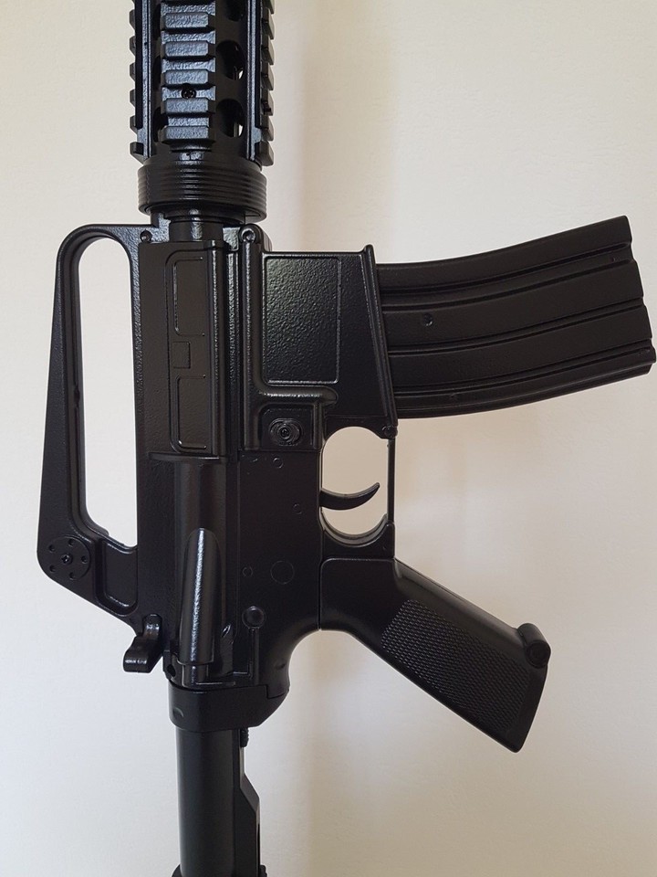 LAMPE DESIGN M4 NOIR (AR15 M16 chevet bureau table lamp SWAT USA army ...