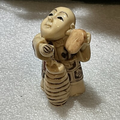 Netsuke - Netsuke Resin