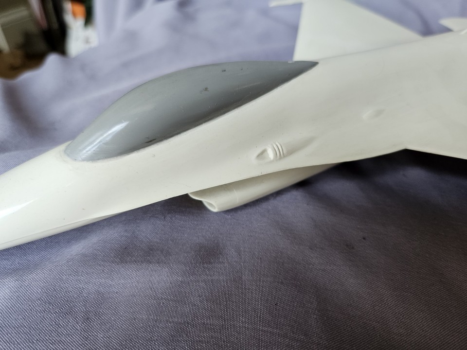 PRECISE MODEL F-16 FIGHTER UNPAINTED IN ORIGINAL SHIPPING BOX | eBay