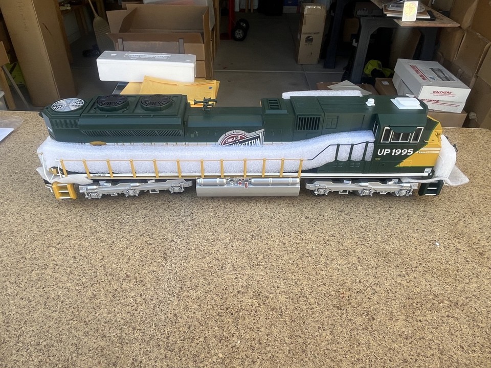 MTH Railking CNW SD70ACe & Caboose (UP Heritage) Diesel #1995 PS 3.0 ...