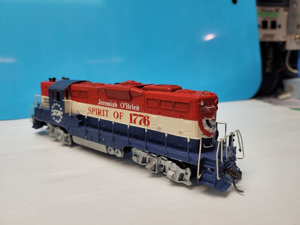 Athearn GP-7 Bangor&Aroostook Spirit of 1776 Jeremiah O'Brien HO DC ...