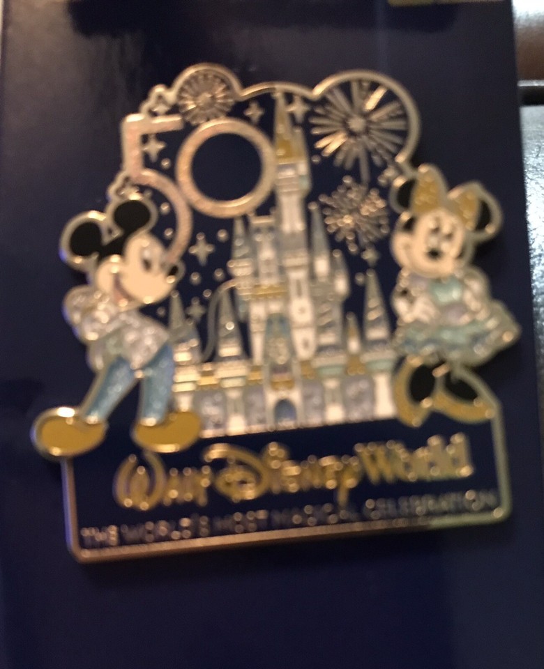 Walt Disney World Magic Kingdom 50th Anniversary Castle Mickey Minnie ...