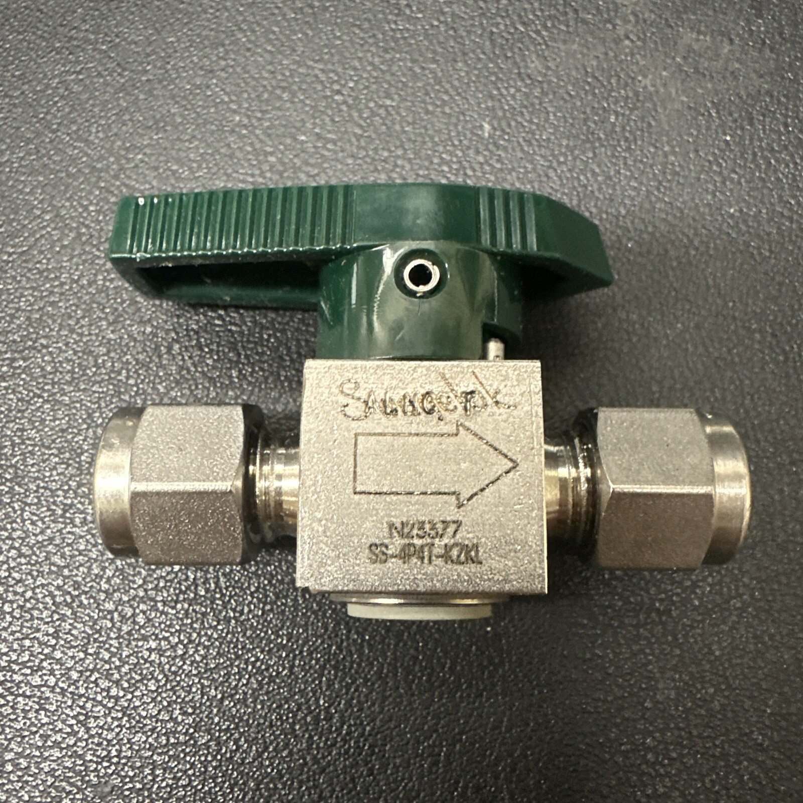 Swagelok SS-4P4T SS Quarter Turn Instrument Plug Valve FNSP | eBay