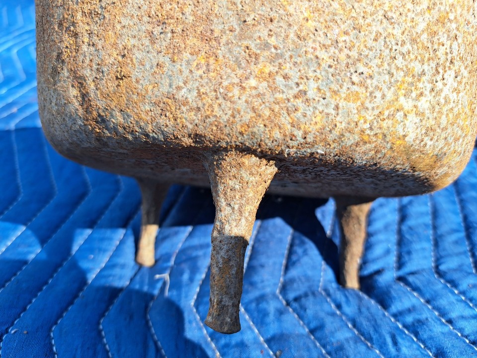 Antique Primitive Cast Iron Tri-Leg Cooking Pot | eBay