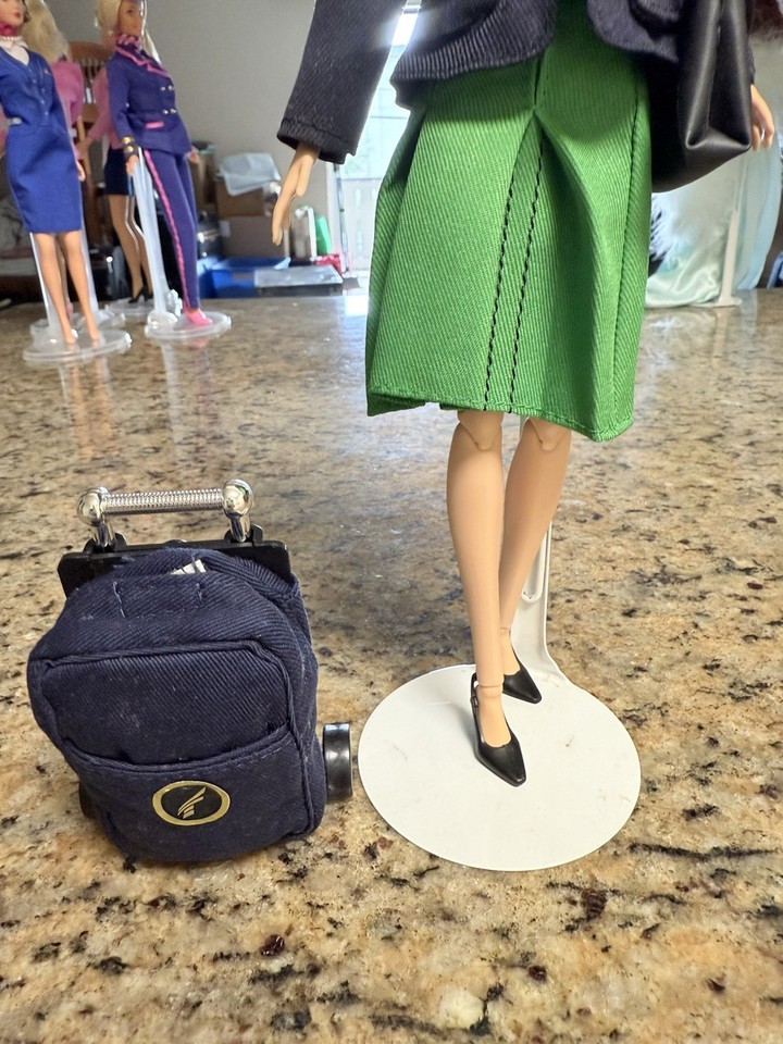 Airlines airways flight attendant cabin crew air hostess Stewardess ...