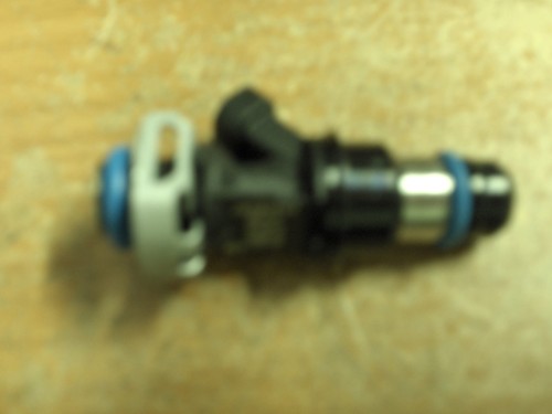 NEW GM FUEL INJECTOR OEM 17113582 | eBay