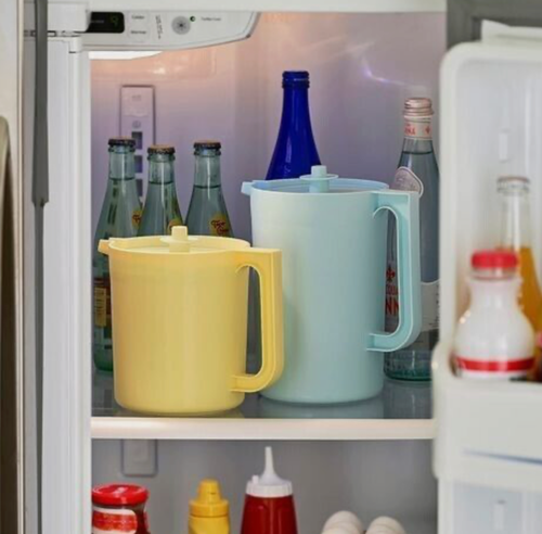 Tupperware Classic Pitcher Set 1 + 2 Quart Push Button Seal Yellow ...
