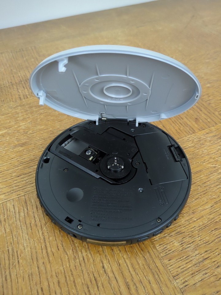 SONY D-EJ011 Walkman Portable CD Player Gray Silver Tested And Working ...