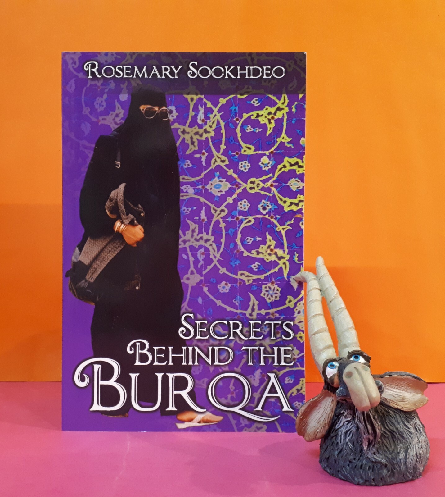 R Sookhdeo: Secrets Behind the Burqa/Musiim women/Islamic culture ...