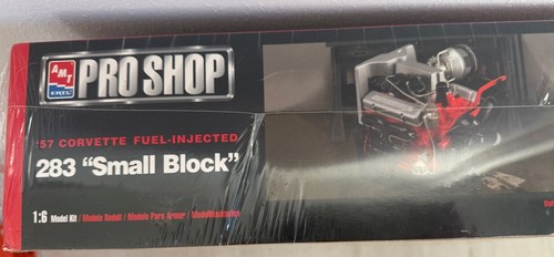 AMT Pro Shop ‘57 Corvette Fuel Injected 283 “Small Block” 1:6 Model Kit ...