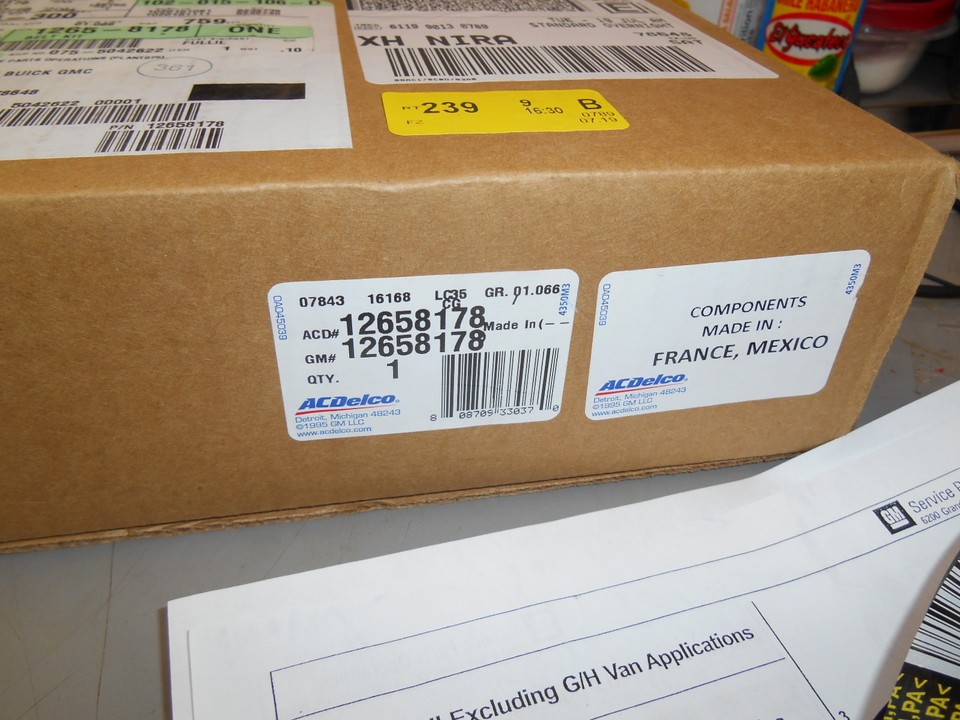 NOS GM Drive Belt Kit GMC Sierra Chevrolet Tahoe Suburban Silverado ...