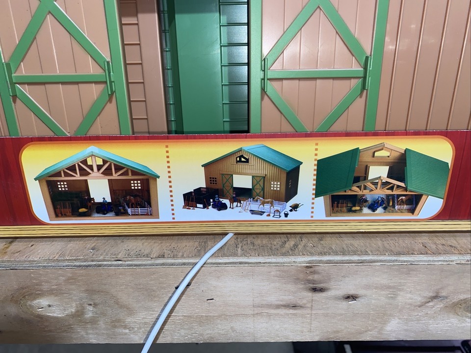 NEW RAY TOYS Valley Ranch Playset Arena with Horses and Riders SS-05655 ...
