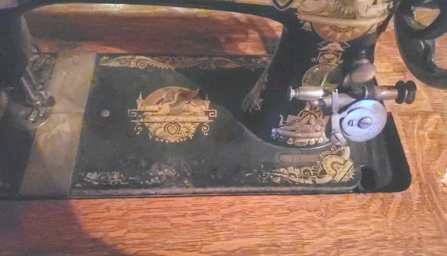 1891 Vintage Singer Sewing Machine in Wood Cabinet | eBay