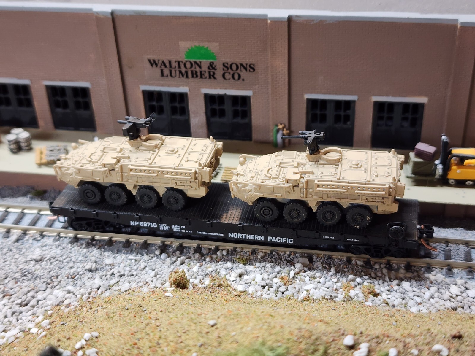 N Scale 1:160 M1126 ICV US Army Desert Camo - Mk 19 grenade launcher ...