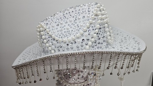 BEYONCÉ Cowboy Carter Tour | "Diamonds & Pearls" Rhinestones Hat CUSTOM ...