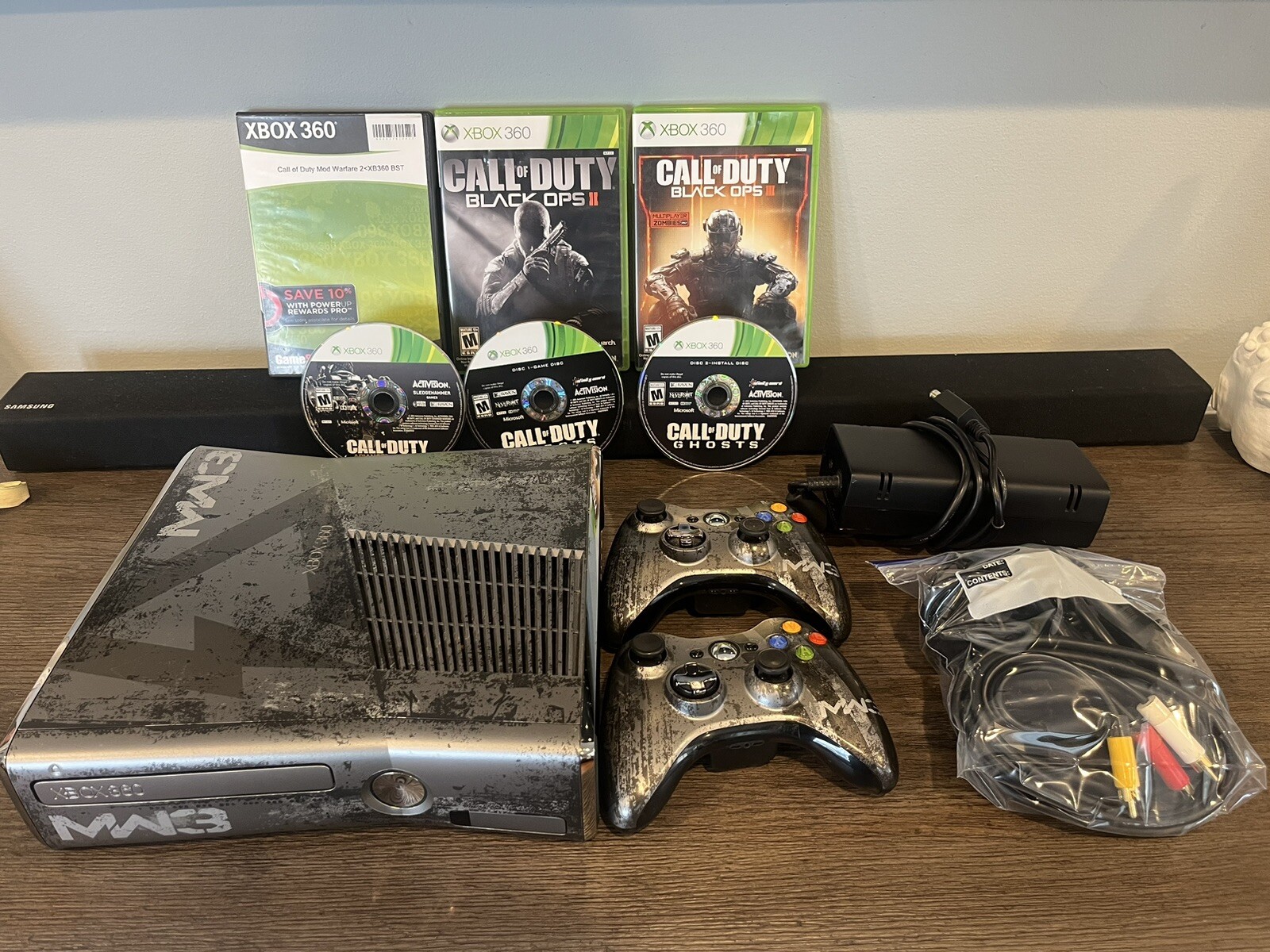 Xbox 360 S Call of Duty: Modern Warfare 3 MW3 LE 320GB Console w ...