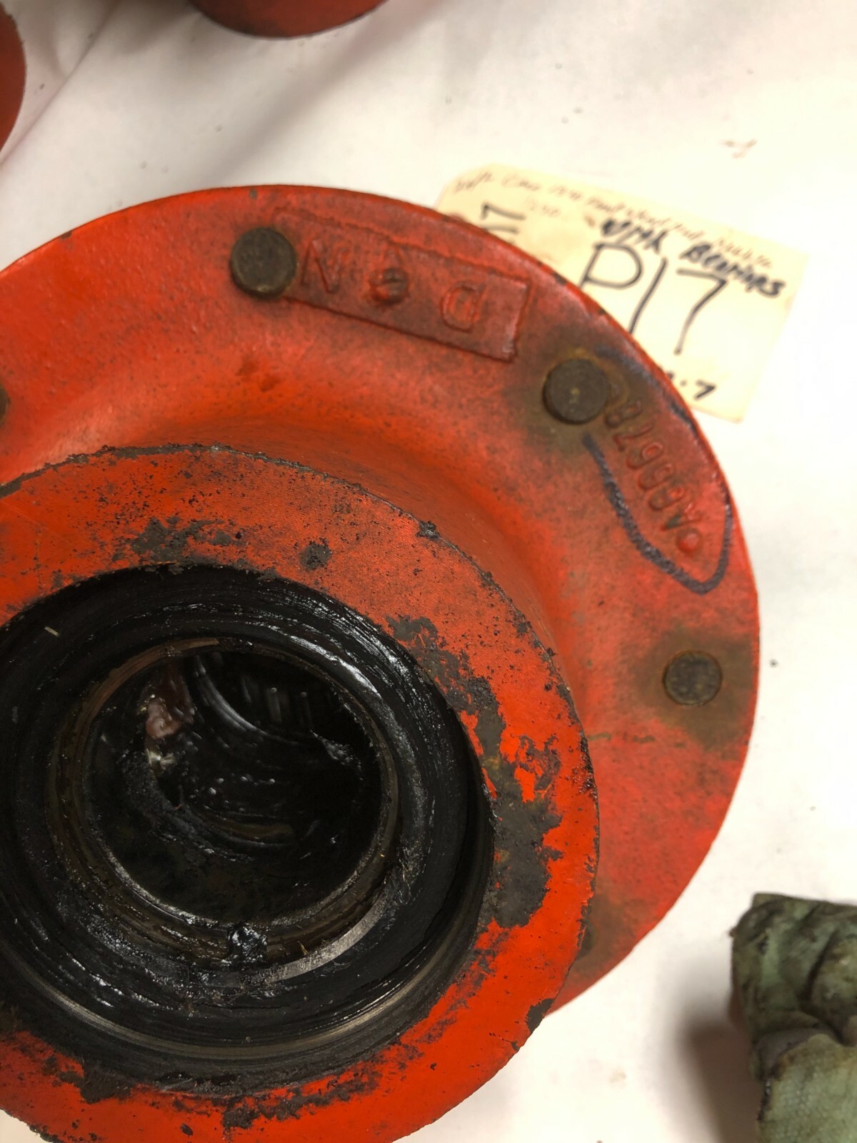 P17 P18 CASE A66678 1370 HUB 1270 1570 1896 2096 2390 2394 2590 2594 ...