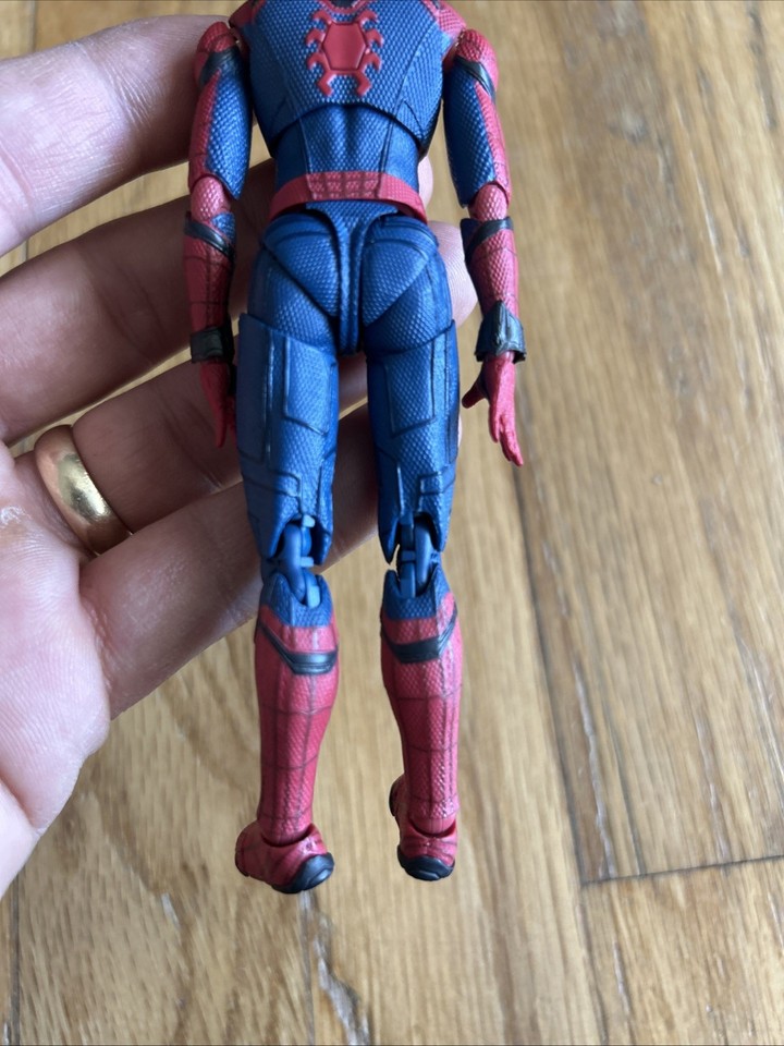 SPIDER-MAN FAR FROM HOME TECH SUIT SH FIGUARTS FIGURE BANDAI MARVEL ...