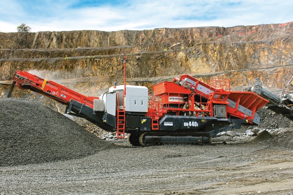 Sandvik Mobile Crusher UH440i Unit Model Conrad Scale 1:50 No. 2511/0 ...