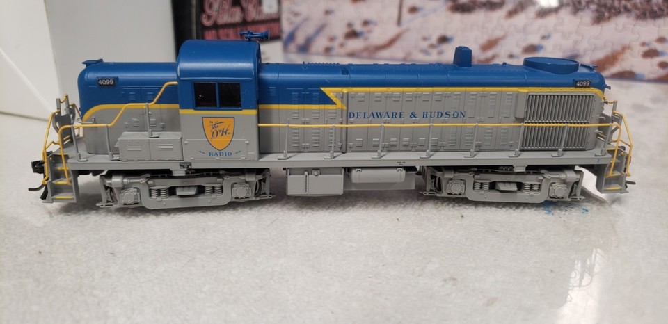 HO SCALE ATLAS CLASSIC RS-3 DELAWARE & HUDSON #4099 DIESEL LOCOMOTIVE ...