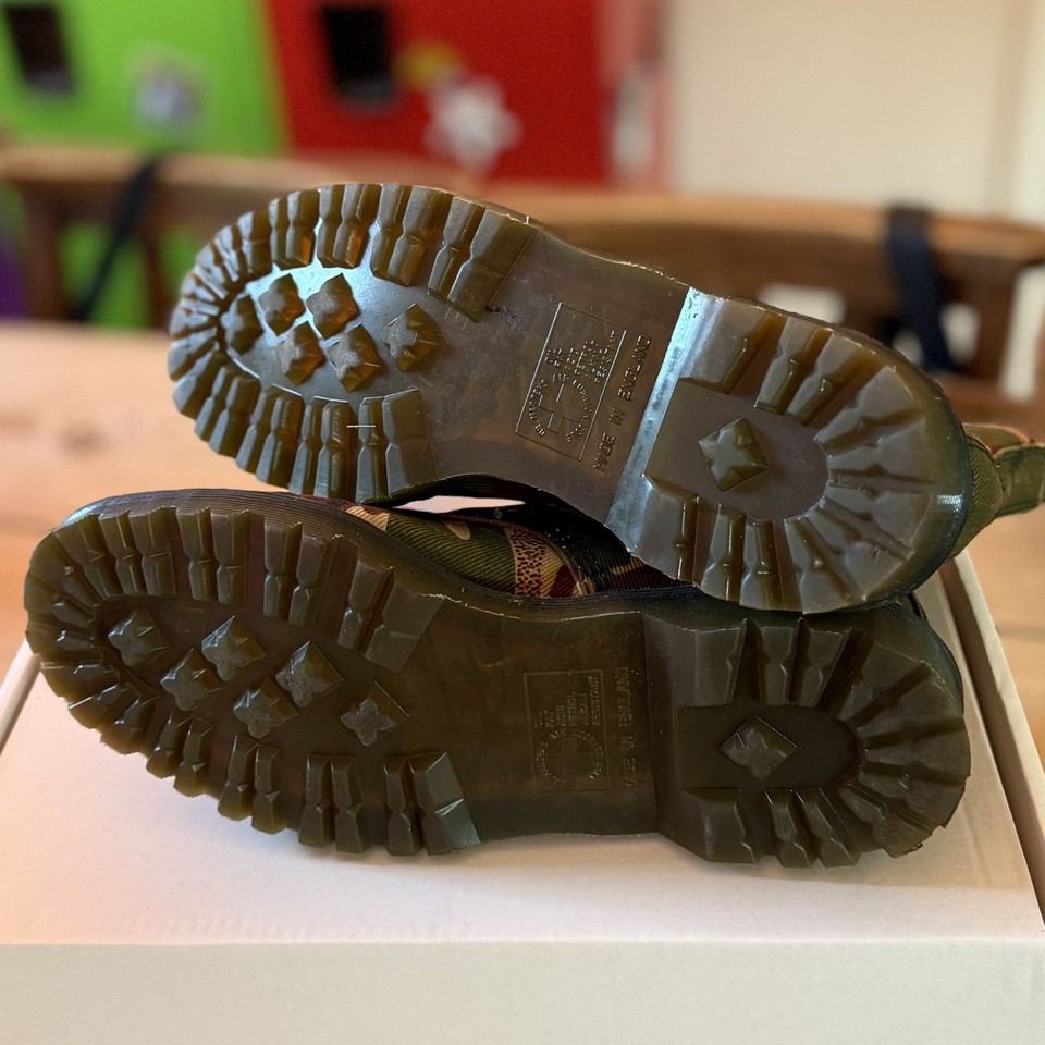 Dr. Martens 1460 Made in England Lick Wax Canvas Camo Pascal UK 10 ...