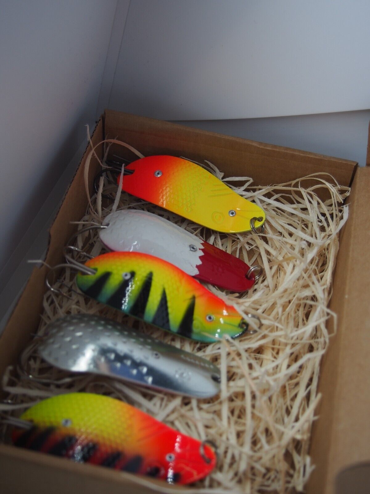 WEEDLESS bass tackle in a box,set of handmade fishing spoons, pike ...