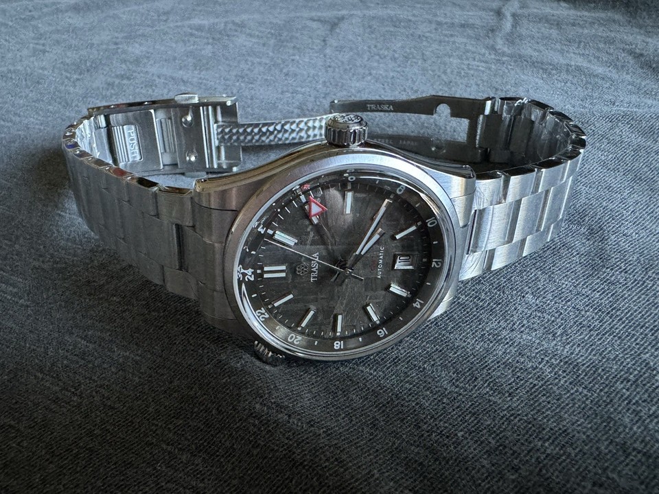 TRASKA VENTURER GMT DARK METEORITE LIMITED EDITION | eBay