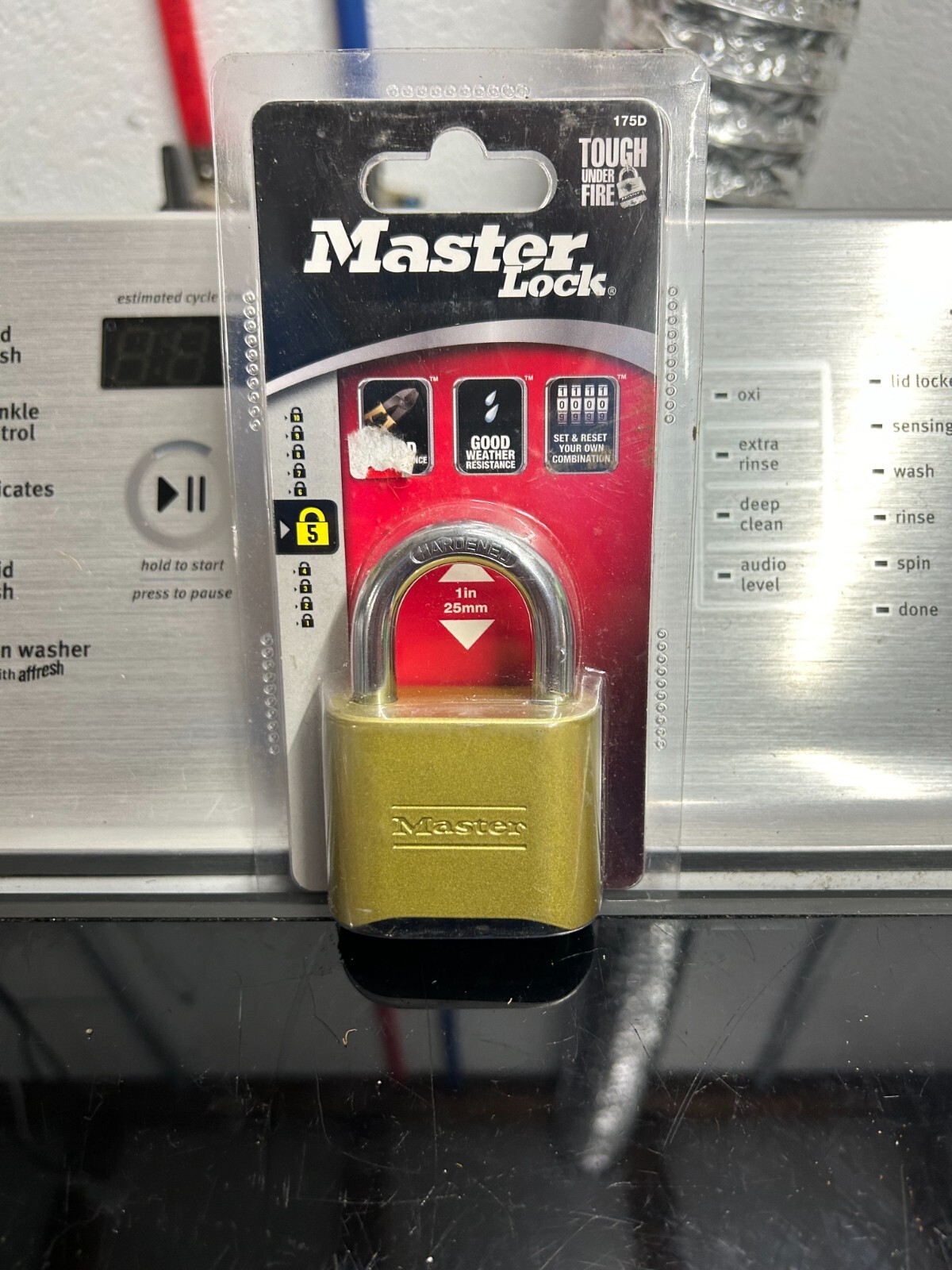 New Padlock 1" Master Lock 175D Resettable Set Your Own Combination ...