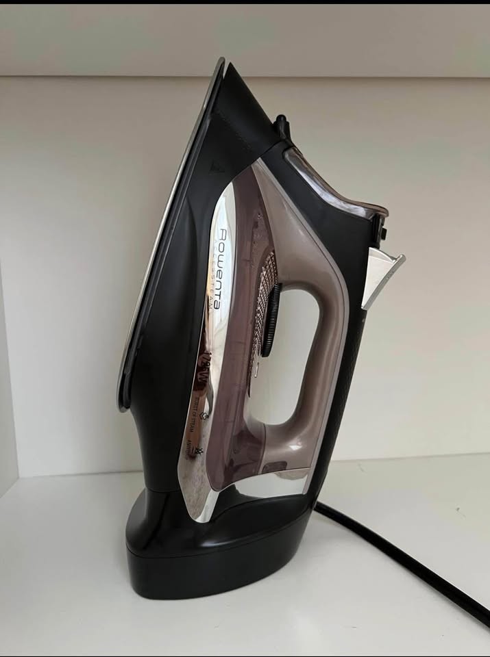 Rowenta Access 1725W Stainless Steel Soleplate Steam Iron with ...