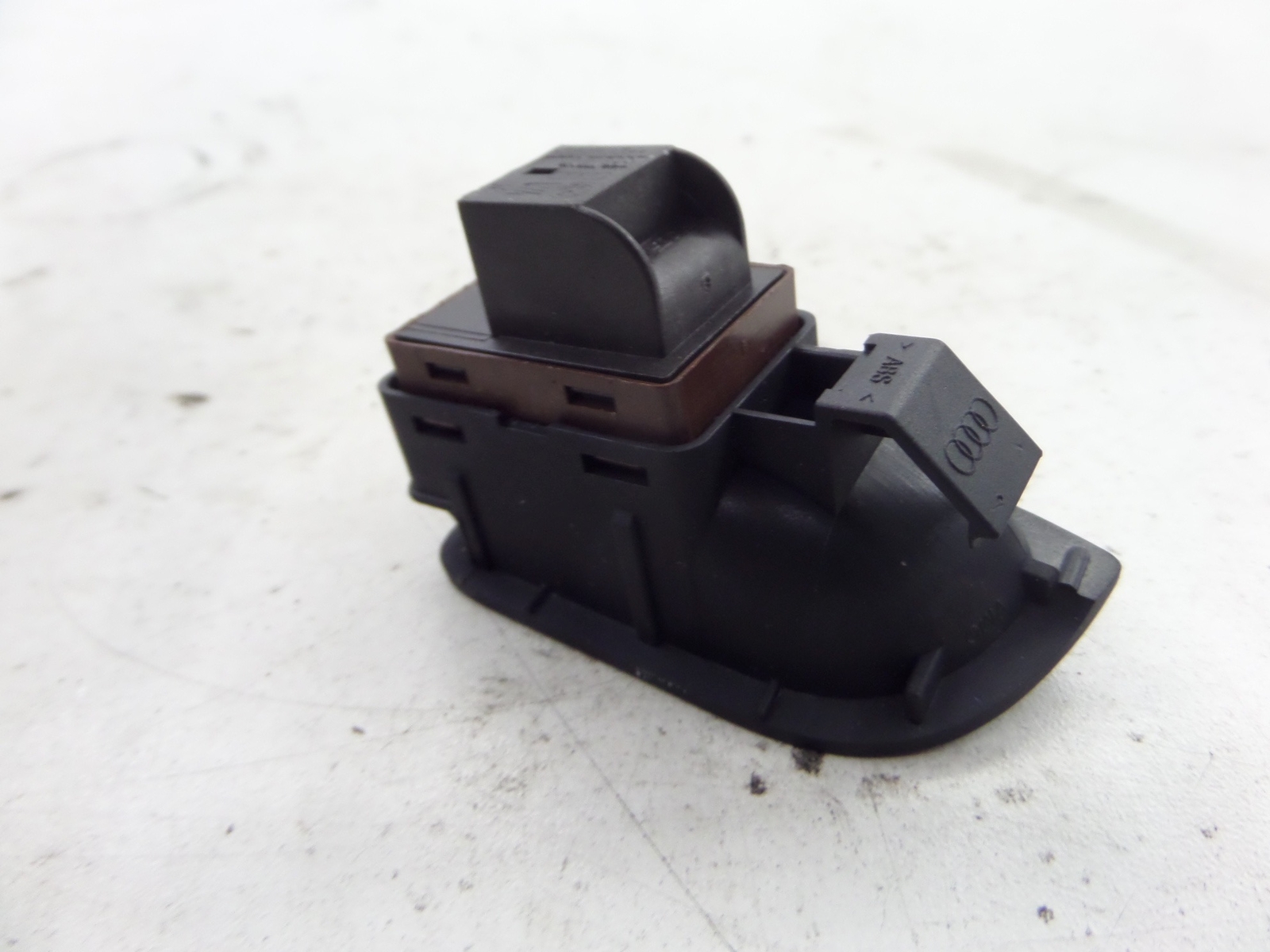 Audi A4 Trunk Open Switch B8 09 11 OEM 8K0 959 831 A EBay audi-a4-trunk-open-switch-b8-09-11-oem-8k0-959-831-a-ebay