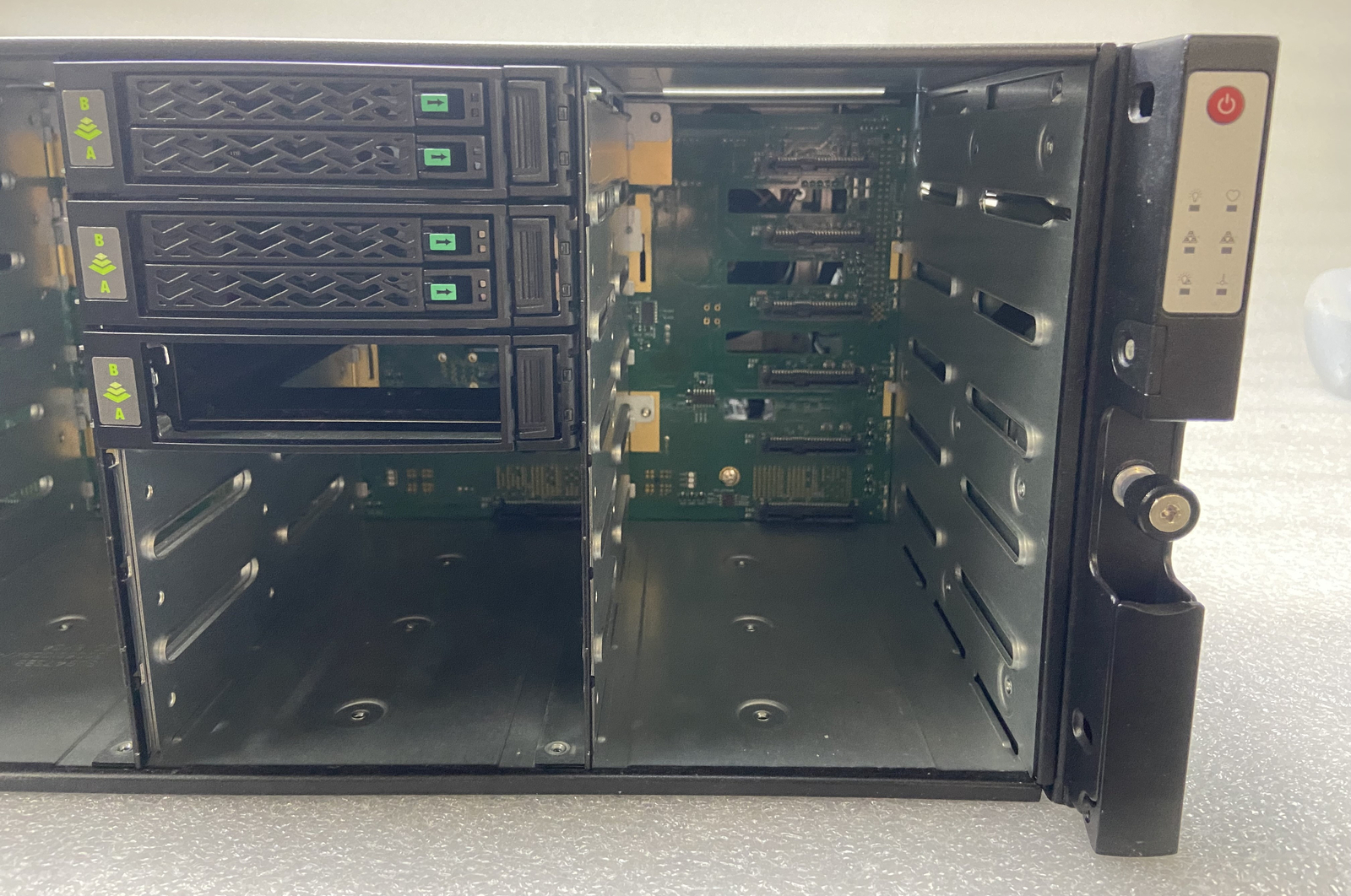 HPE Nimble Storage ES2 H21T SAN Disk Array 24/48-Bay BOOTS 2x 1200W PSU ...