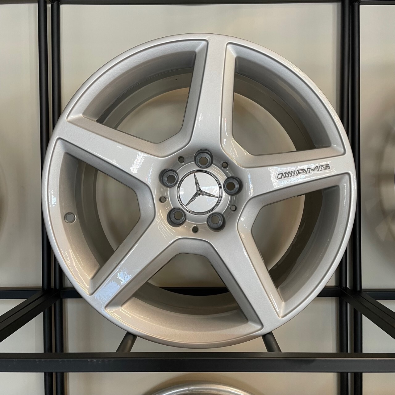 Mercedes W211 E350 CLS550 E320 8.5 / 9 x 18 18" Wheel Rim Rims Set ...