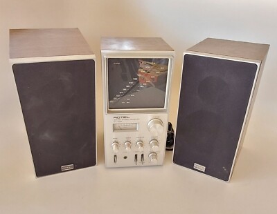 Rotel 555 Music System Set RV-555 Stereo AM/FM Receiver + (2) RS-555 ...