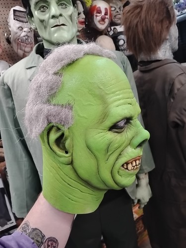 Trick or Treat Studios Chaney Ent. Phantom of the Opera Green Phantom ...