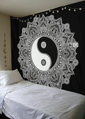 Black & White Ying Yang Bedspread Tapestries Art New Small Tapestry ...