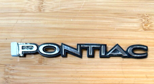 Pontiac emblem letters badge trunk GT G6 G8 V6 Grand Prix Solstice OEM ...
