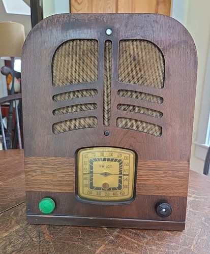 Vintage Philco Model 39-70 Tombstone Farm Battery Operated AM Tube ...