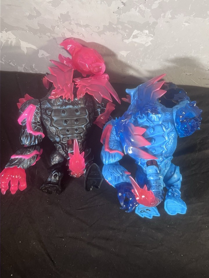 2x Mr Beast Lab Apex Panther Collector Action Figure Chomp Attack Jaw ...