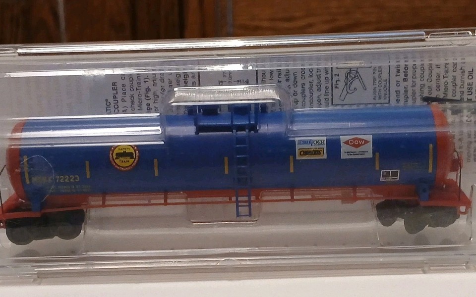 N-Scale Dow Chem 56' Single Dome Large Size Tanker Train Micro-Train Line 2000's | eBay