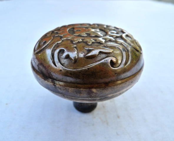 VINTAGE ANTIQUE BRASS ORNATE VICTORIAN ARTS CRAFTS DECO DOOR KNOB | eBay
