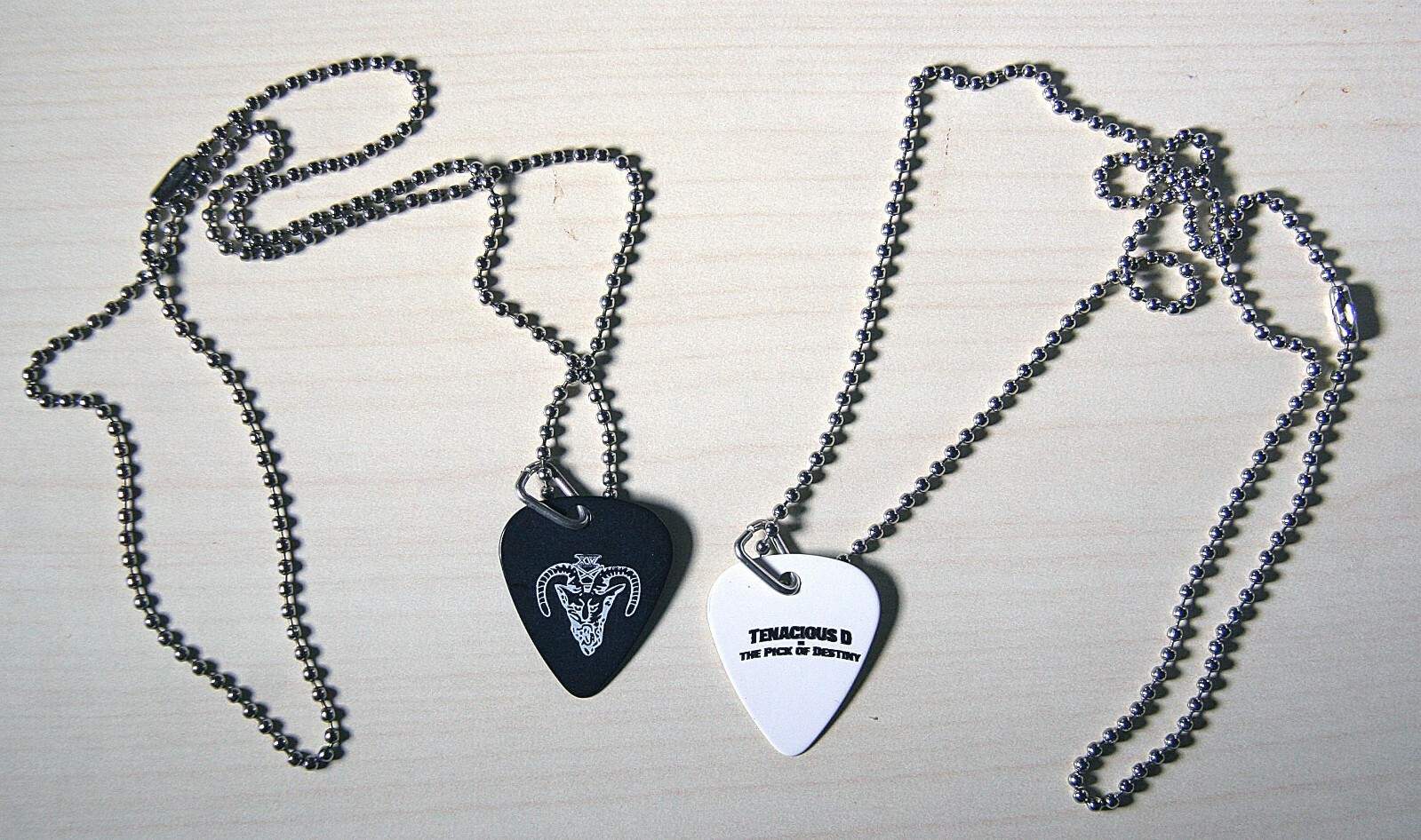 SDCC Tenacious D Pick Of Destiny, Guitar Pick Promo - Black and White ...
